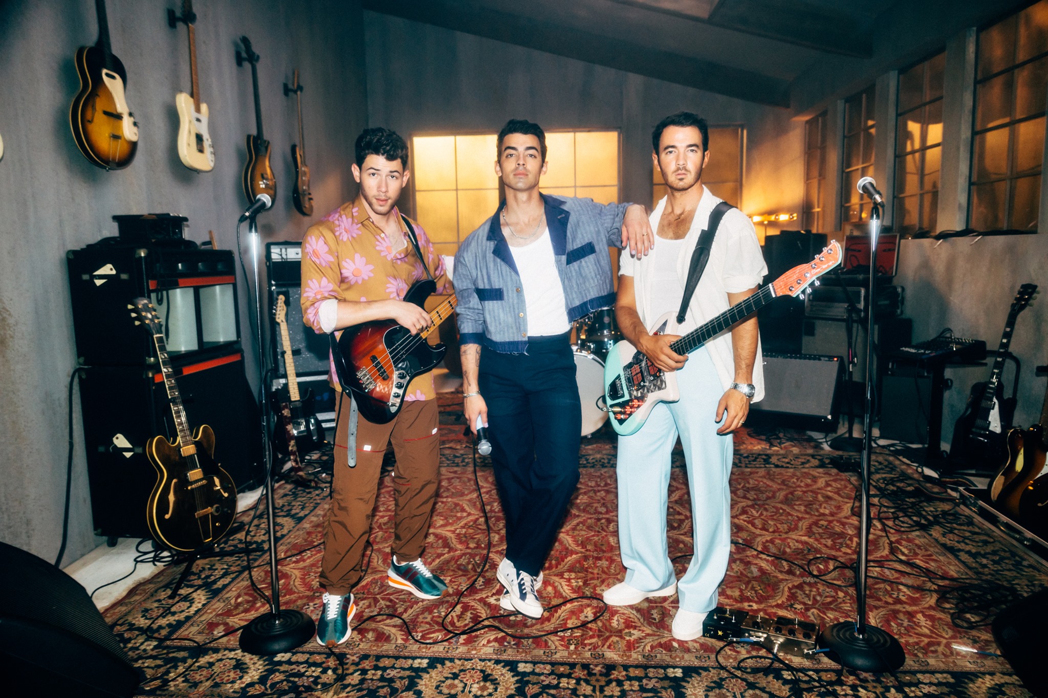 Jonas Brothers Release Fourth Single Of 2021, "Who's In Your Head ...